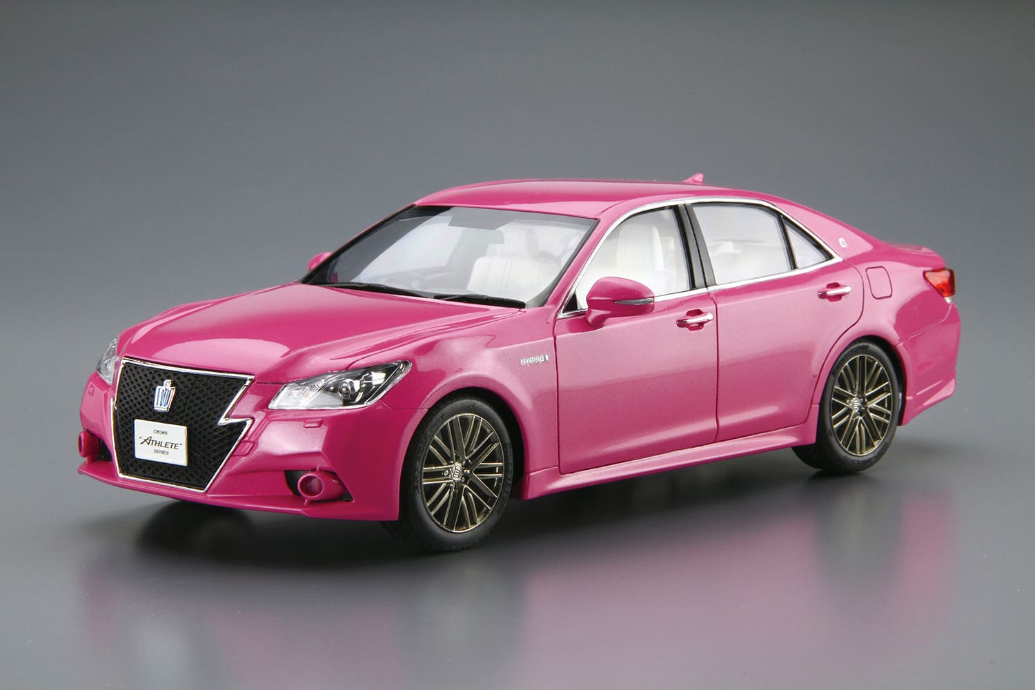 1/24 Aoshima Model Car #42 Toyota Crown Athlete G 2015 - Otaku Middle ...