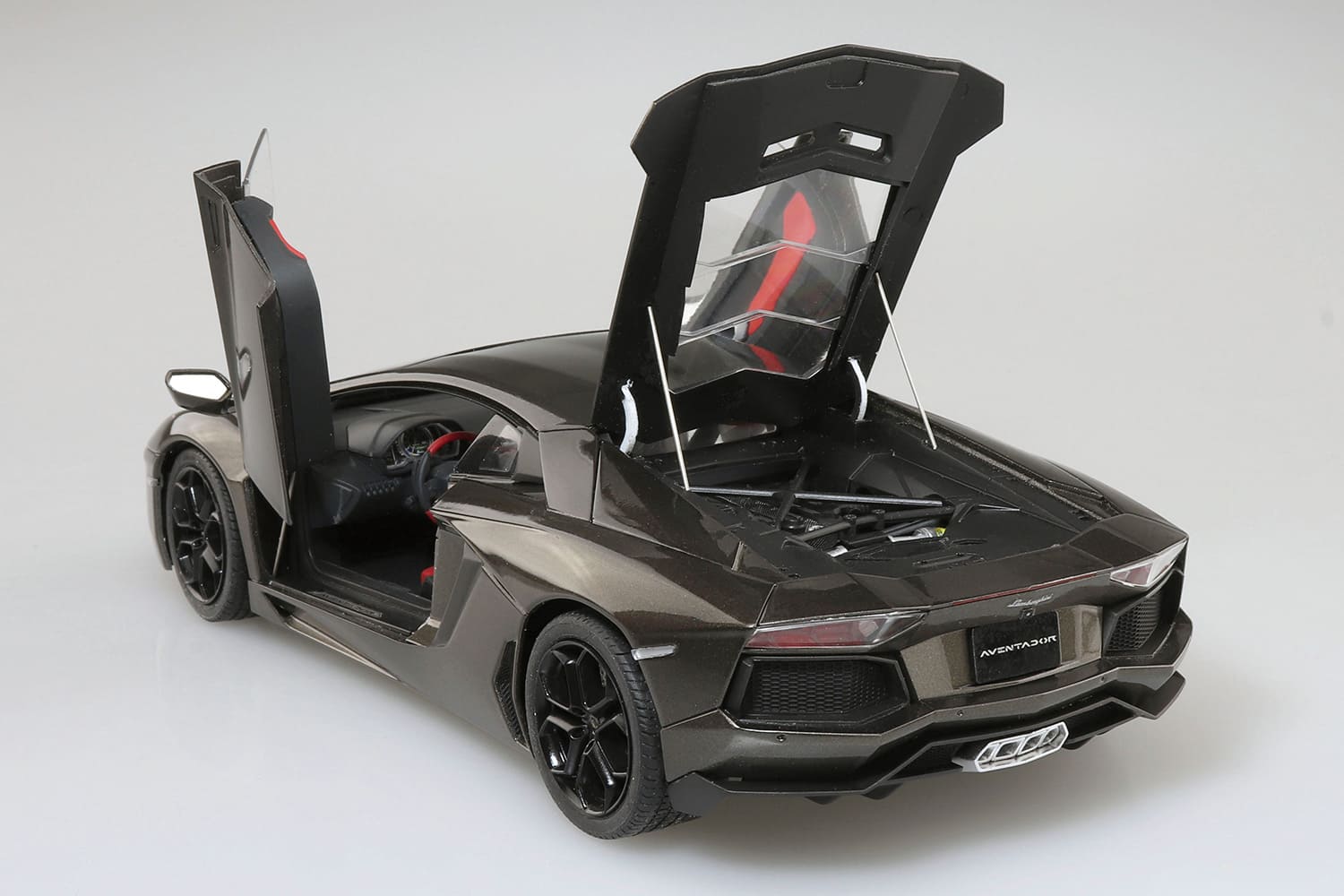 1/24 Aoshima Super Car #04 Lamborghini Aventador LP700-4 - Otaku Middle ...