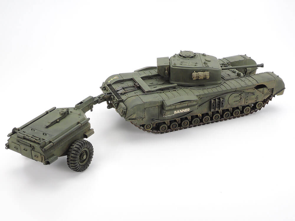 1/35 Tamiya MM #100 British Flamethrower Tank Churchill Crocodile ...