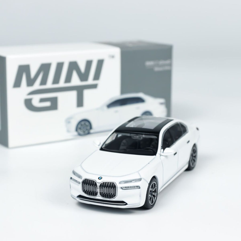 1/64 Mini GT BMW i7x Drive60 Mineral White #819 Blister Pack - Otaku ...